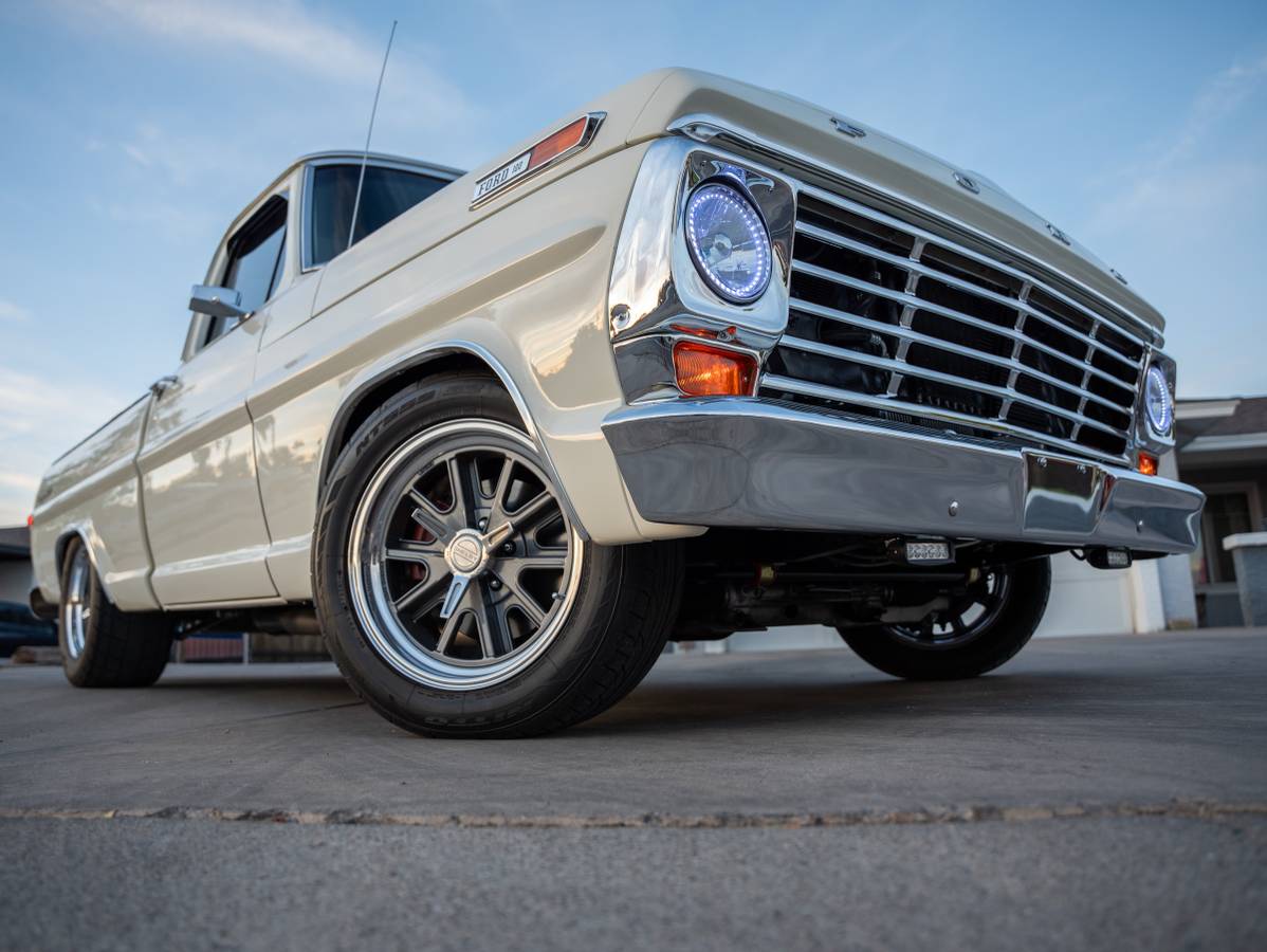 F100 1970 à vendre 68 000