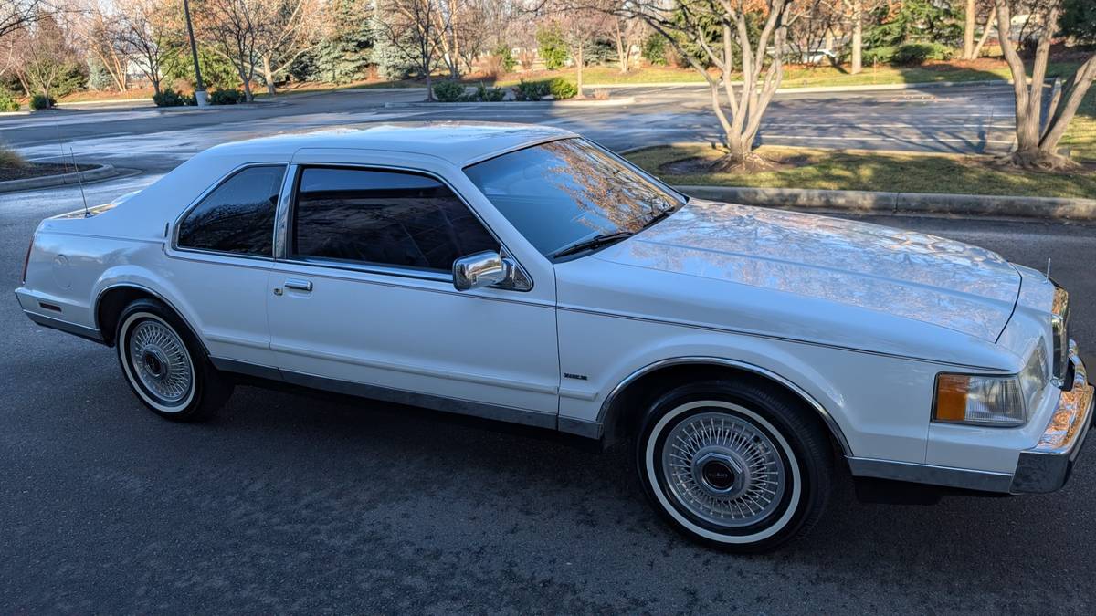 Lincoln mark vii bill blass 1990 à vendre 17 500