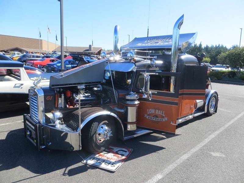 Peterbilt model 351 1961 à vendre 146 000